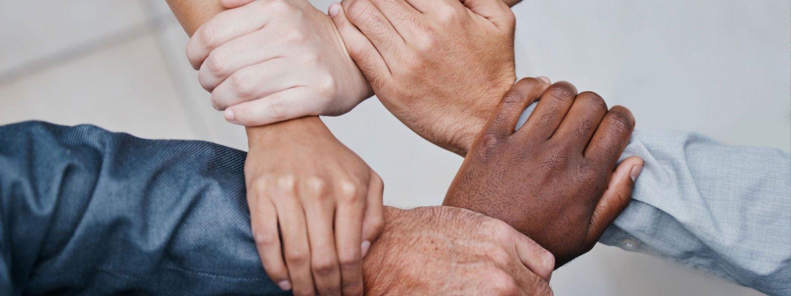 PeerWorks | Mouth Media Inc.